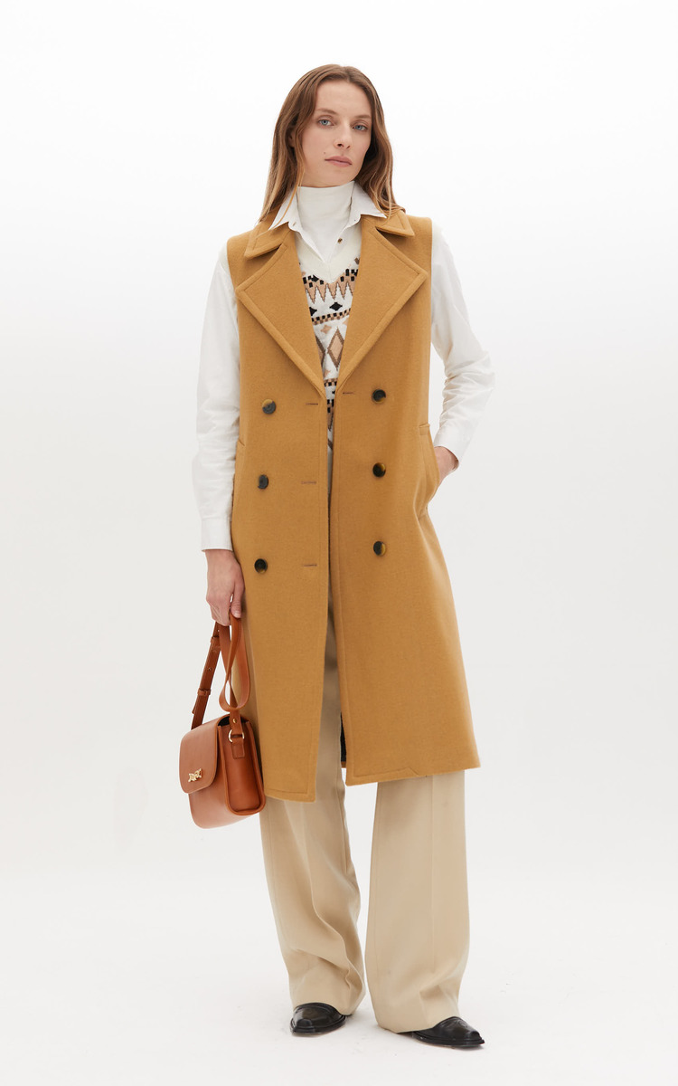 Paula Cahen D'Anvers | Fall Winter '24